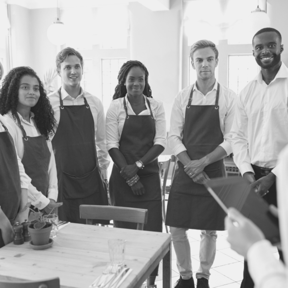 Restaurant Briefing - Food and Beverage Trainer
